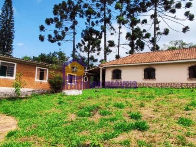 Ibiúna, chácara em condomínio com 2 casas