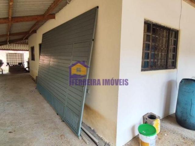 Ibiúna, imóvel bem localizado com cômodos amplos