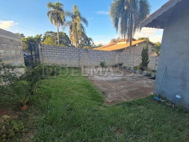Ibiúna SP casa de campo próximo ao asfalto!
