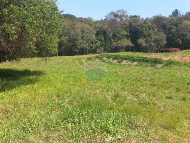 IBIUNA TERRENO de 2.988 m2 CONDOMINIO CLUBE FECHADO