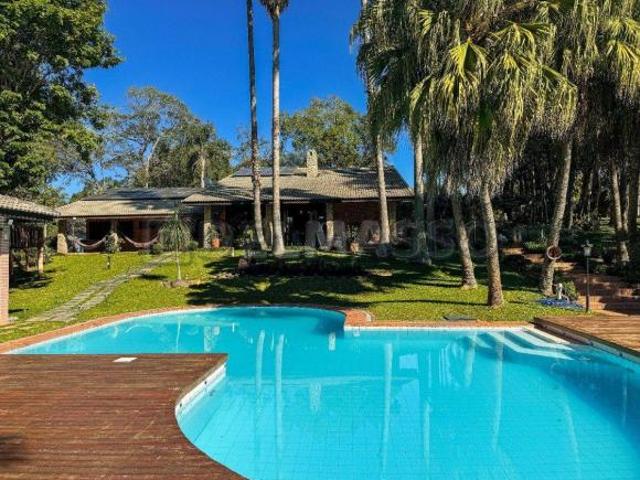 Ibiúna/SP Uma das mais exclusivas casas de campo em condomínio de alto padrão!