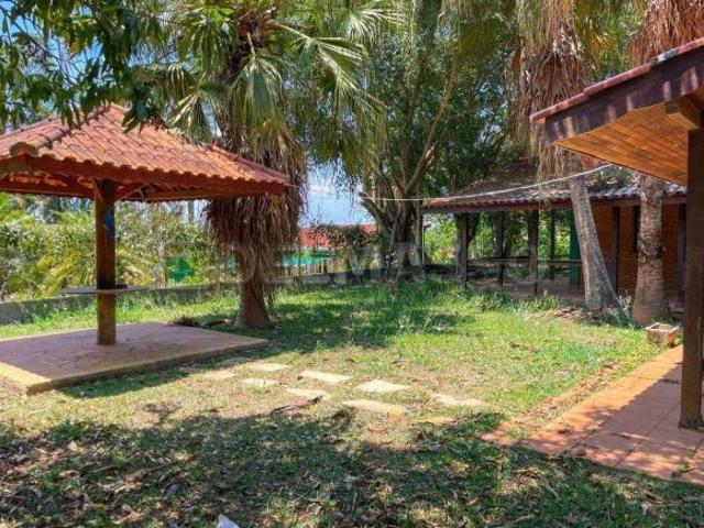 Ibiúna/SP Chácara Completa em Condomínio na Região da Represa com 1.765 m²!