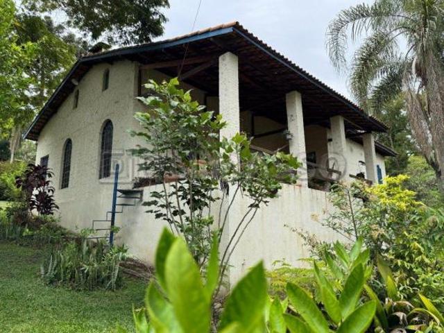 Ibiúna/SP Chácara em Condomínio com Vista para a Represa!