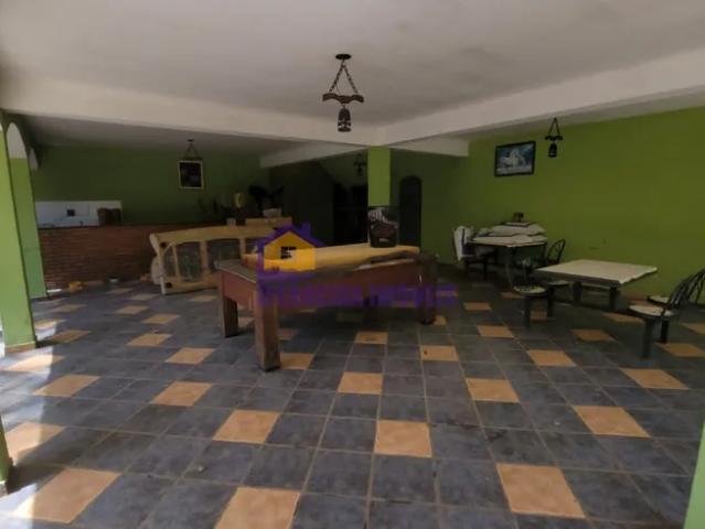 Ibiúna, linda chácara pé na água