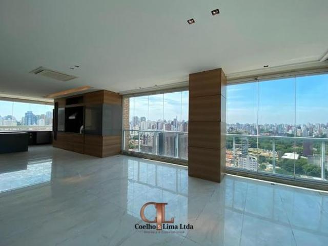 IBIRAPUERA APARTAMENTO COM VISTA PARA O PARQUE!