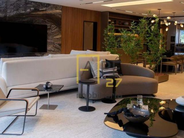 Ibirapuera Apartamento de 290m 4 suites 4 Vagas Em obras