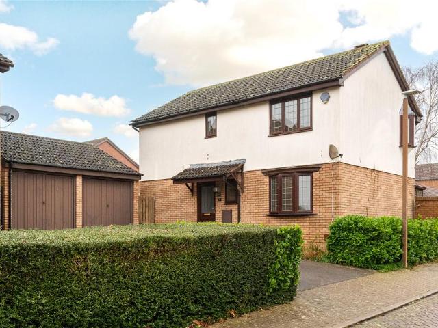 Ibstone Avenue, Bradwell Common. 4 bed detached house to rent £1,850 pcm £427 pw