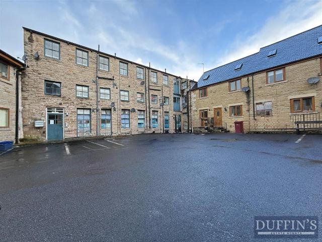Ightenhill Street, Padiham BB12, 2 bed flat to rent, £650 pcm | PrimeLocation