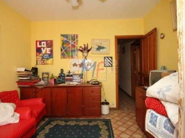 ID 5655 Lindo sobrado na Vila Gumercindo, com 220 m² 4 quartos sendo 2 suítes, repletos de armário