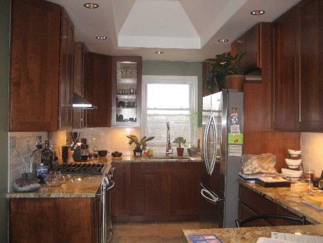 ID# 1219639 Beautiful 2nd Floor Flushing Apartment For Rent