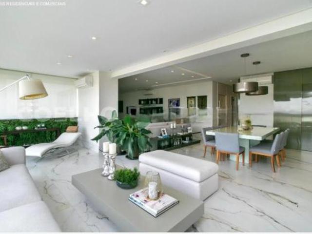 ID Jardim sul ampla varanda gourmet, lazer completo. Rua excelente!