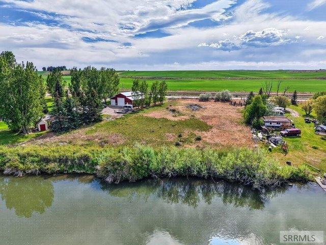 9686 N River Rd, Idaho Falls, ID 83402