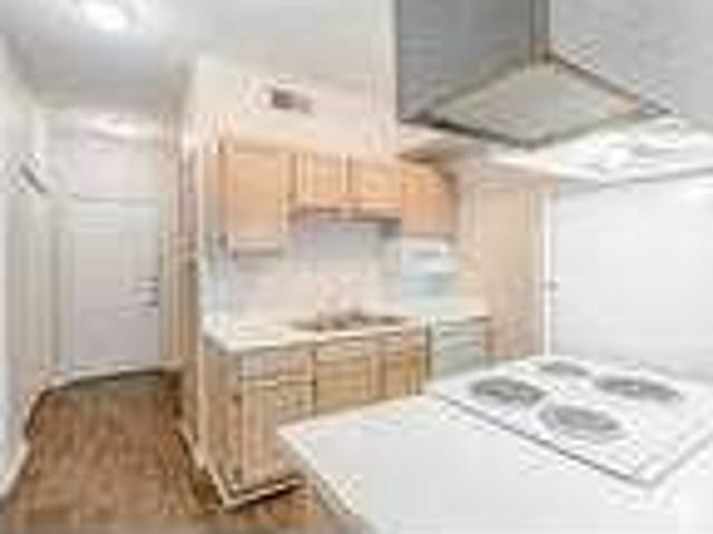 Ideal 1 Bd 1 Ba Available Now $1400/Month