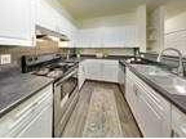 Ideal 1 Bed 1 Bath Available Now $1249/Mo