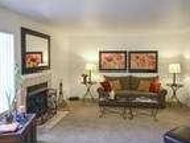 Ideal 1 Bedroom 1 Bathroom Available Today $898/month