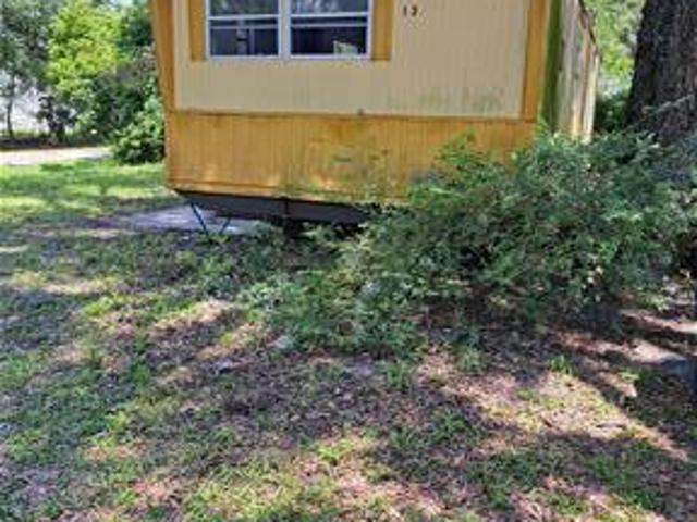 Ideal Mobile Home Park, Lot #13
