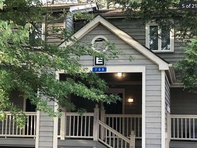 Ideal Rental, Nestled in the heart of Chapel Hill, this 2BR/2BA unit at Mill Creek Condominiums is popular with students, has a solid rental history, and backs to a private wooded buffer.