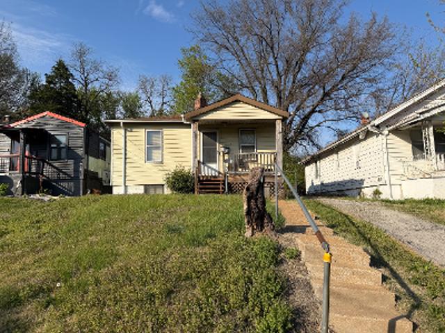 Idlewild Ave