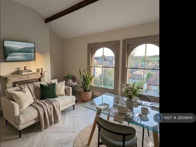 Iffley Road, Oxford, OX4 2 bed flat to rent £4,500 pcm £1,038 pw