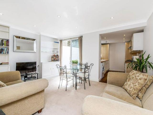 Ifield Road, Chelsea, London SW10, 1 bed flat to rent, £2,384 pcm | PrimeLocation