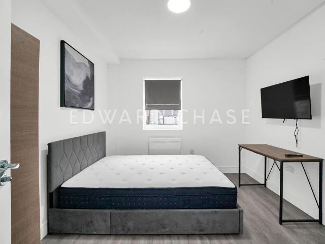 IG1, Property to rent, £900 pcm | PrimeLocation