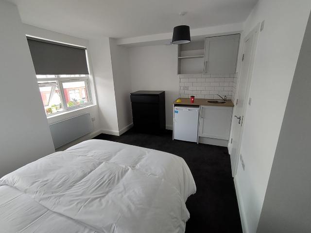 Ilex Road, London NW10, Studio to rent, £1,436 pcm | PrimeLocation