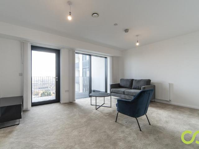 Ilford Hill, Ilford, IG1 2 bed flat to rent £2,000 pcm £462 pw