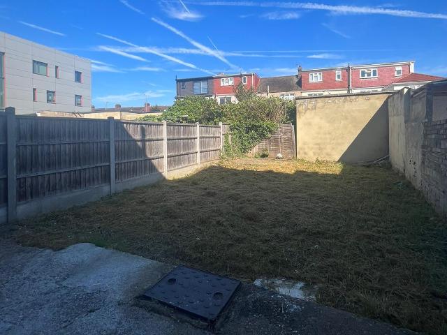 Ilford Lane, Essex, IG1 2PF