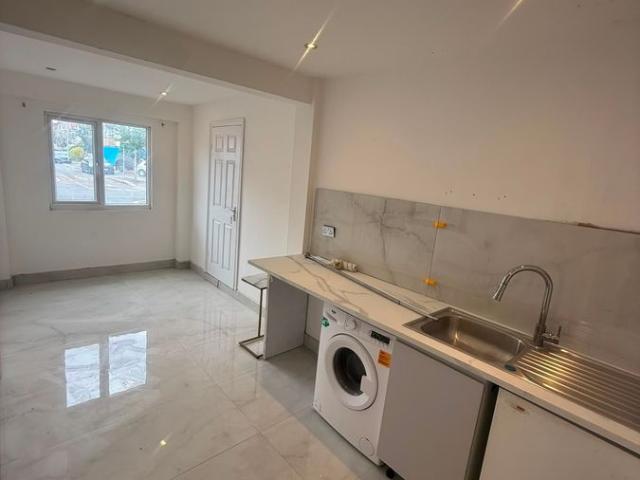 Ilford Lane, Ilford IG1, Studio to rent, £1,400 pcm | PrimeLocation