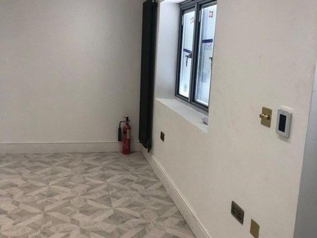 Ilford, Redbridge IG1, 1 bed flat to rent, £1,600 pcm | PrimeLocation