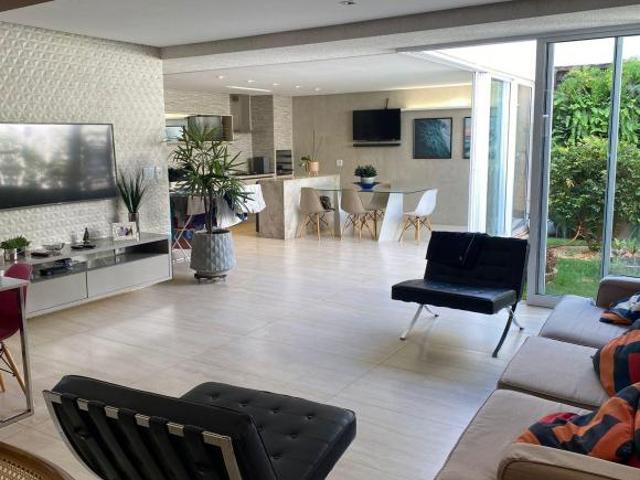 Ilha de Malta Parque Amazônia Casa em Condomínio com 4 Quarto s por R$ 1600000.00 no setor Parque