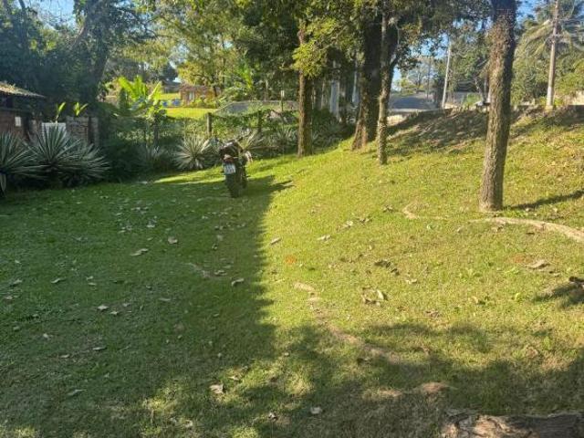 Ilhabela terreno Feiticeira Julião 750 mil