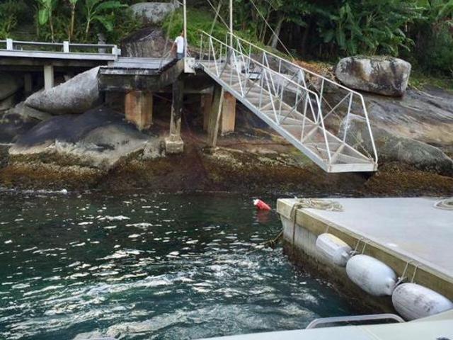 ILHABELA NORTE DA ILHA, CASA DE COSTEIRA 3.5 milhoes
