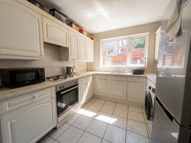 Ilkeston Road 4 bed, Lenton NG7 4 bed house to rent £1,721 pcm £397 pw