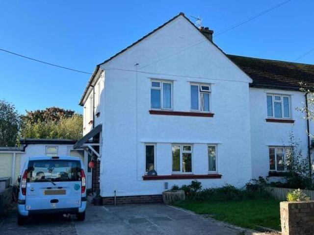Illtyd Avenue, Llantwit Major, 3 Bedroom End