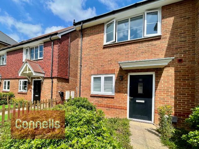 Illett Way, Horsham RH12, 2 bed end terrace house to rent, £1,675 pcm | PrimeLocation