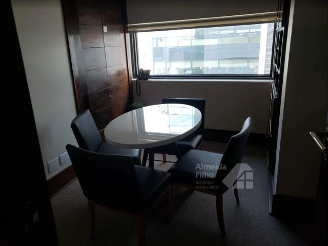 Imóvel comercial mobiliado