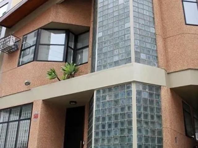Imóvel Comercial com 200 m² de área construída