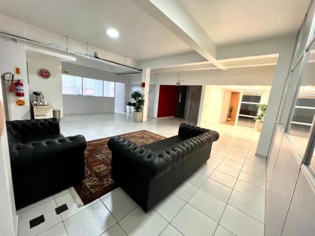 Imóvel Comercial para Venda ou Aluguel Centro Logístico São José SC