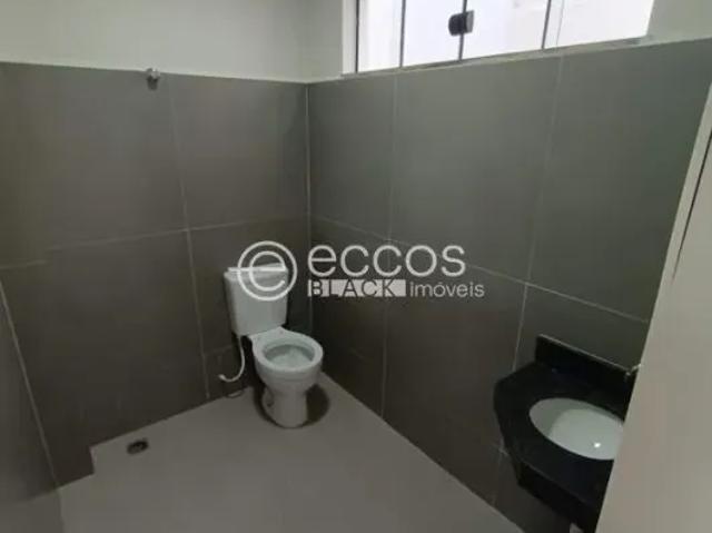 Imóvel Comercial à venda, 3 vagas, Martins Uberlândia/MG