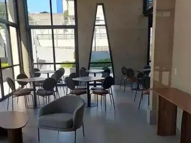 Imóvel excelente localização, 2 dormitórios 1 suíte e 2 vagas 1a. Locação consulte condições