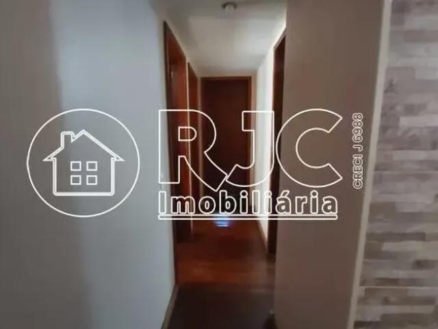 Imóvel para venda tem 153 metros quadrados com 4 quartos em Tijuca Rio de Janeiro RJ