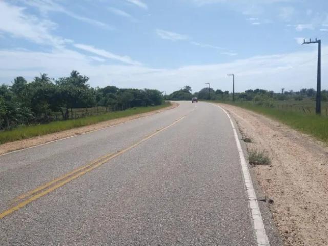 Lote a venda em salinas da margarida