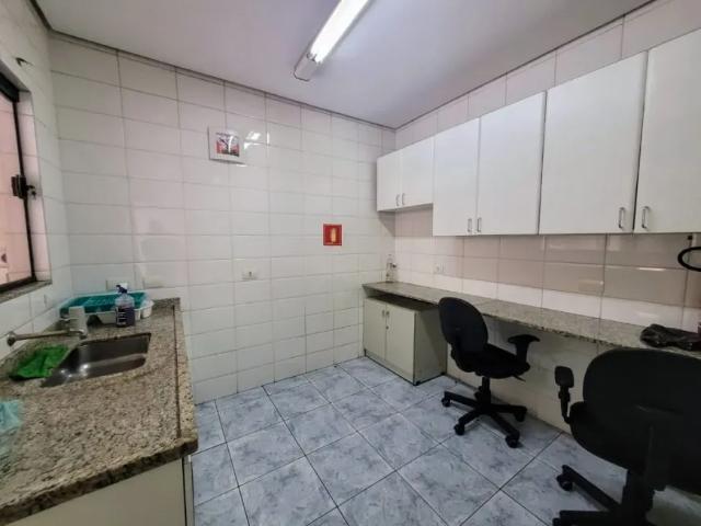 Imóvel para venda tem 426 metros quadrados com 8 quartos em Vila Prudente São Paulo SP