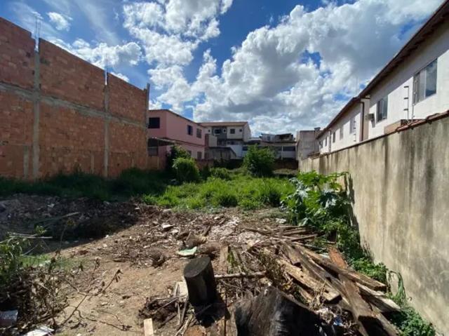 Imóvel para venda tem 480 metros quadrados em São Jorge Pinheiral RJ