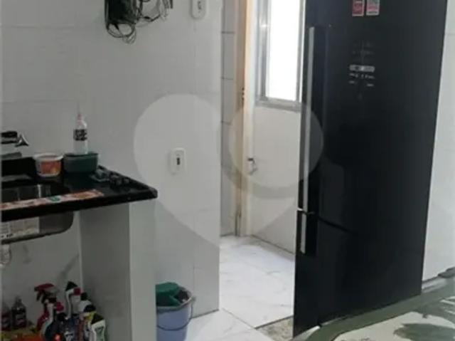 Imóvel para venda tem 75 metros quadrados com 2 quartos em Copacabana Rio de Janeiro RJ