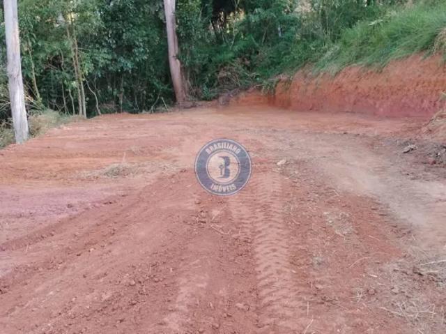 Imóvel para venda com 1660 metros quadrados em Jardim Renata Itapecerica da Serra SP