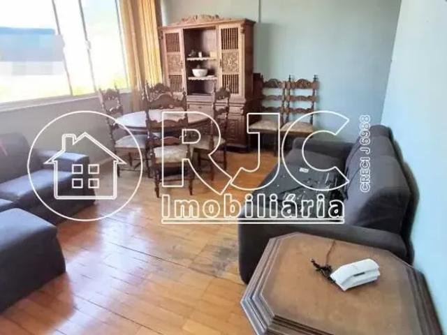Imóvel para venda possui 114 metros quadrados com 3 quartos em Tijuca Rio de Janeiro RJ