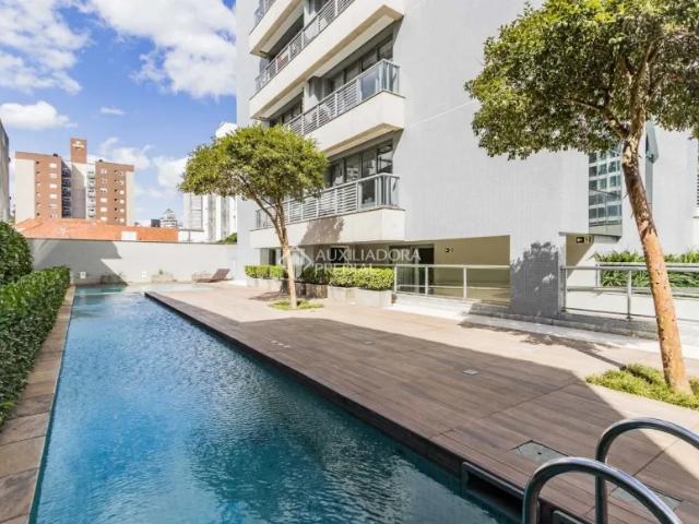 Imóvel para venda possui 110 metros quadrados com 2 quartos em Auxiliadora Porto Alegre RS