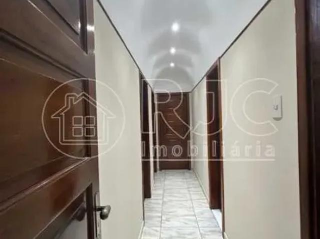 Imóvel para venda possui 157 metros quadrados com 3 quartos em Tijuca Rio de Janeiro RJ
